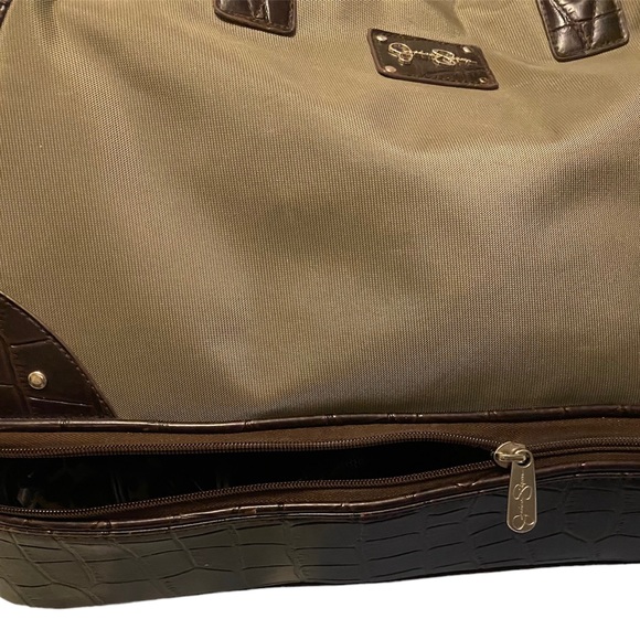Jessica Simpson | Bags | Jessica Simpson Travel Bag With Zip Around ...